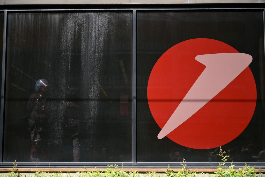 UniCredit-Commerzbank, Orcel e la parola magica 'fusione'. Ma Deutsche ...